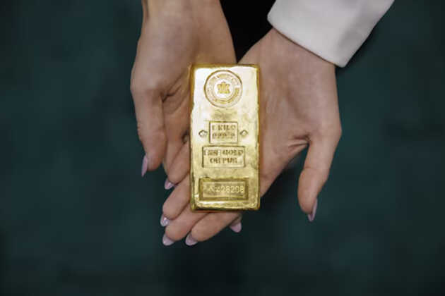 The new gold rush: Investors snap up bars and coins amid stock and bond ...